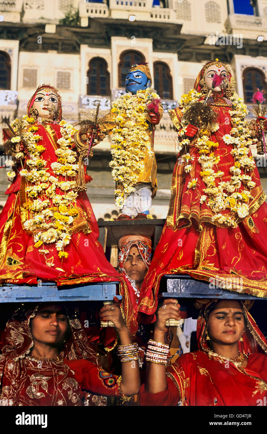 India rajasthan udaipur procession women gangaur hi-res stock ...