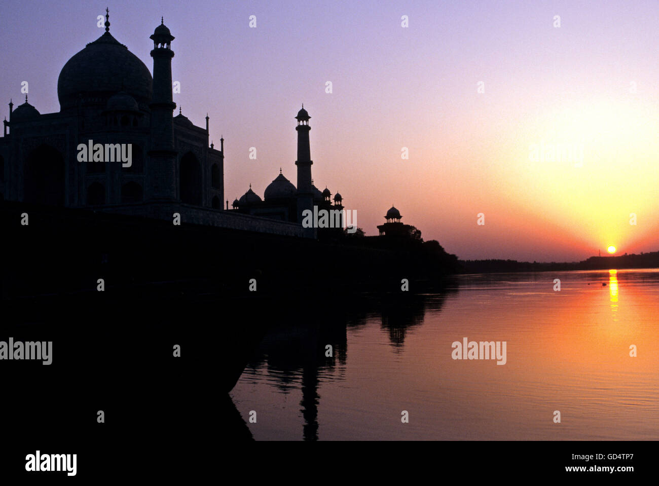 Sunset at Taj Mahal Stock Photo - Alamy