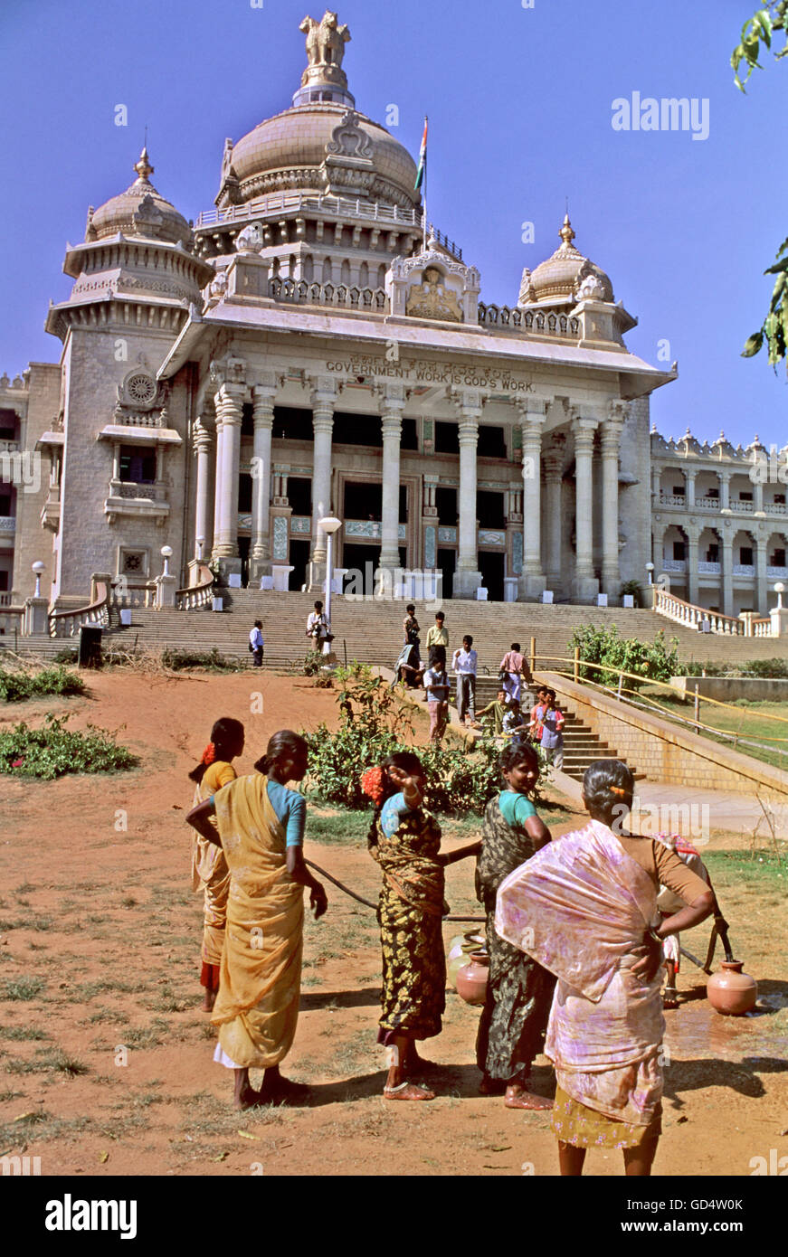 Colonial assembly hi-res stock photography and images - Alamy