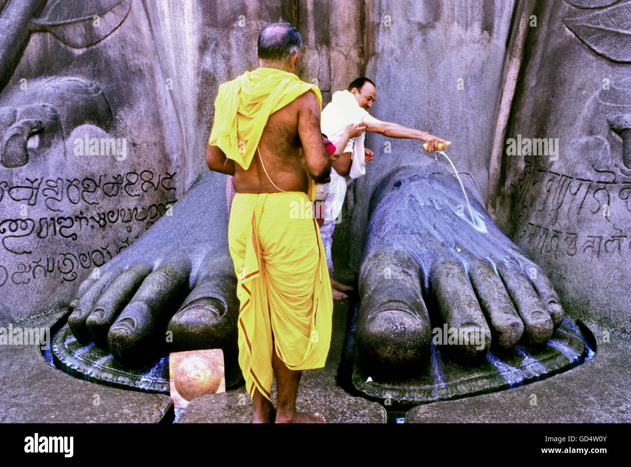 Lord bahubali statue hi-res stock photography and images - Alamy