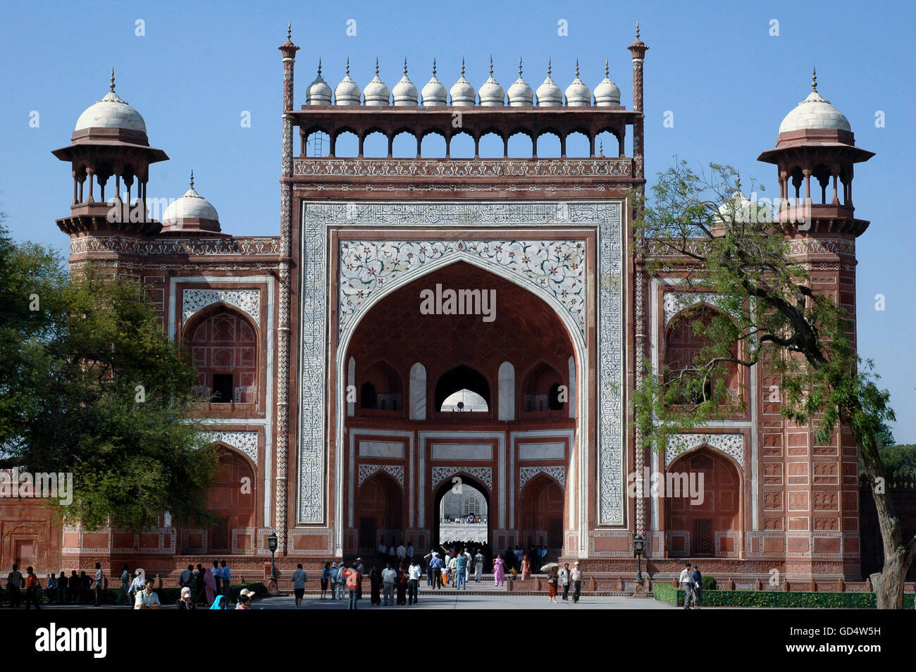 Outer gate of Taj Mahal Stock Photo - Alamy