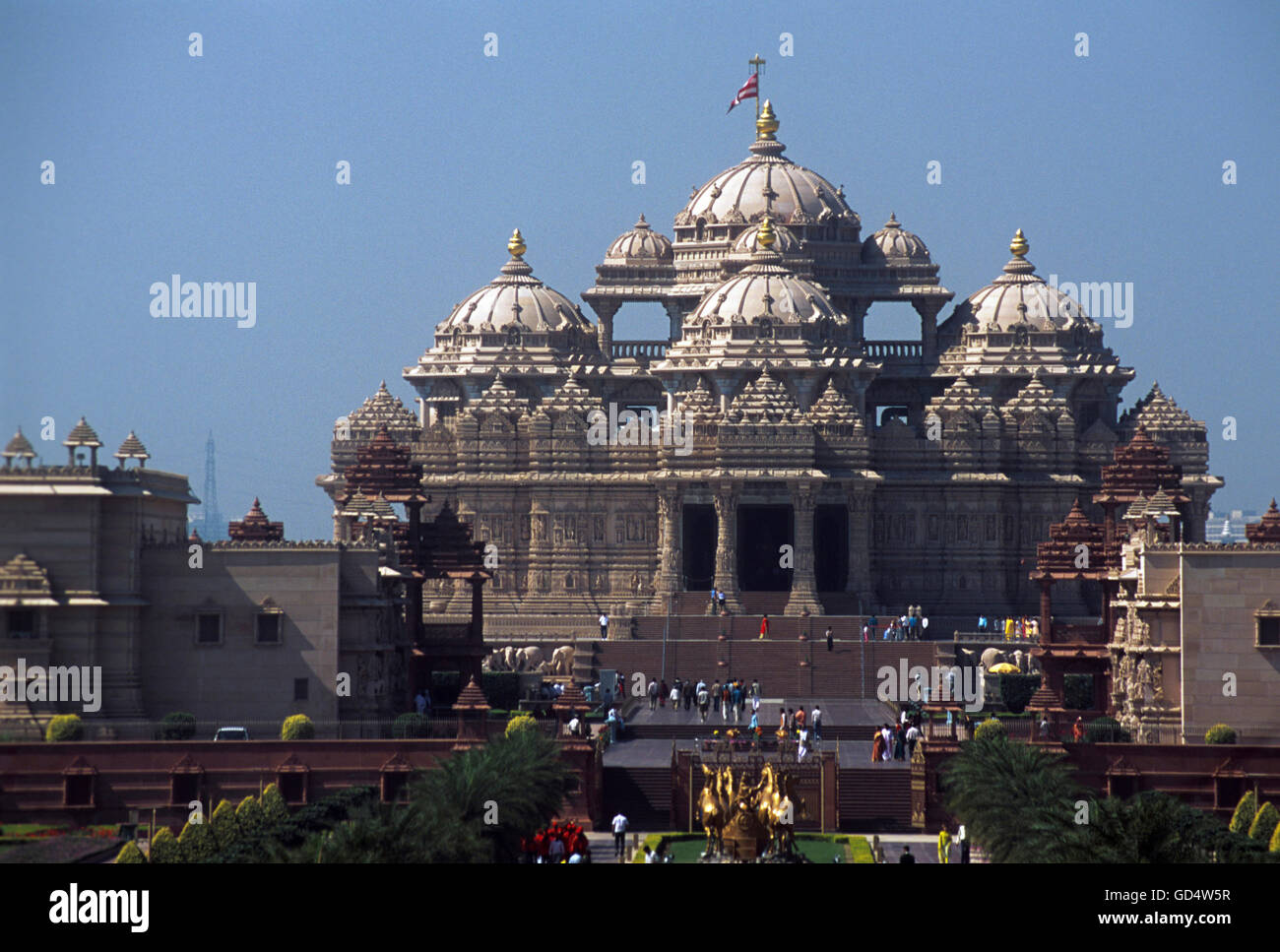 Akshardham temple delhi hi-res stock photography and images - Alamy