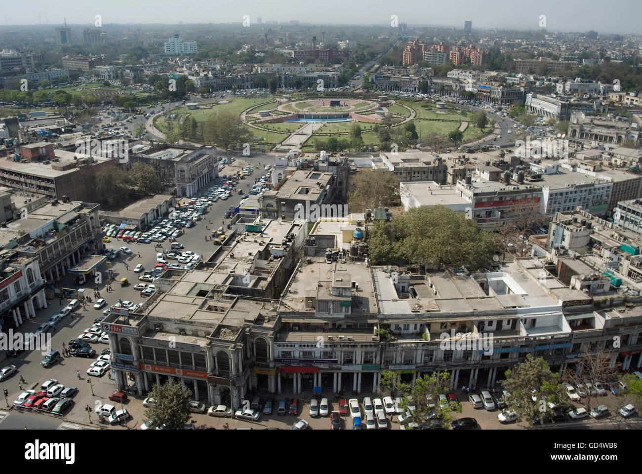 Connaught place area of new delhi hi-res stock photography and images ...