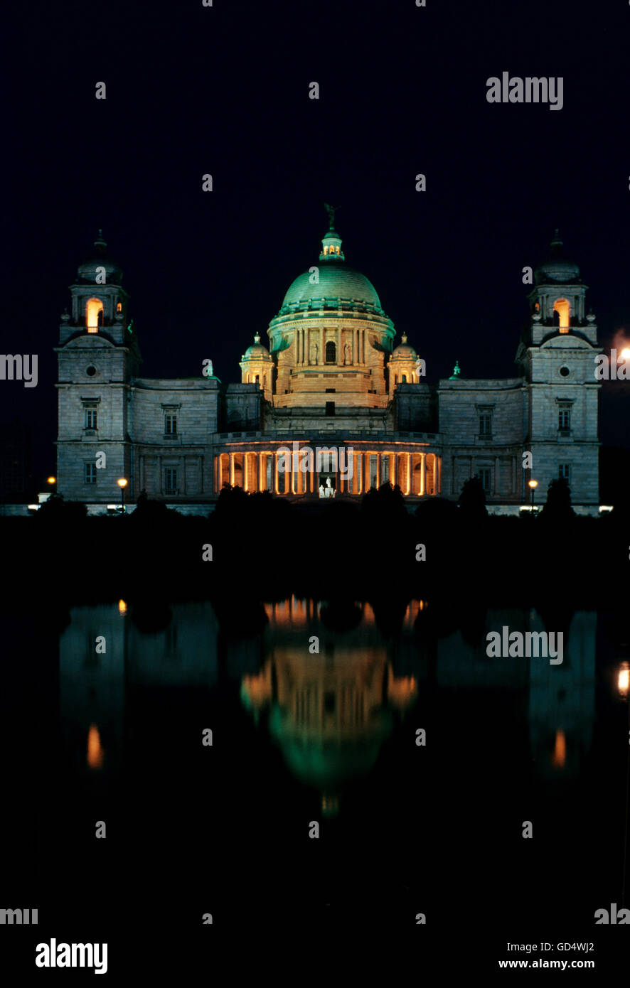 Dome of victoria memorial hi-res stock photography and images - Alamy