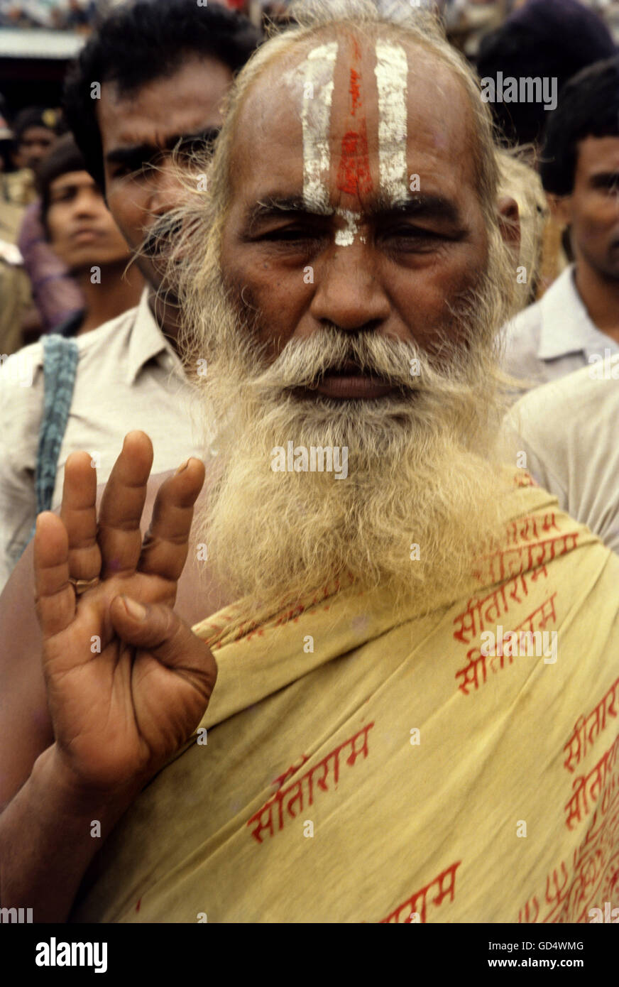Beard priest hi-res stock photography and images - Alamy