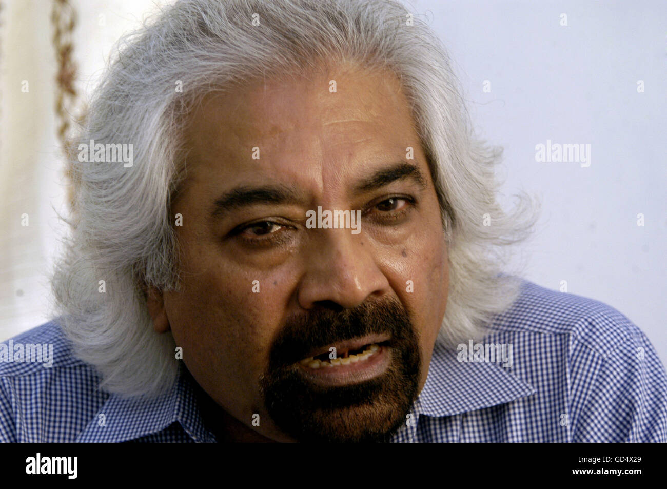 Indian knowledge commission hi-res stock photography and images - Alamy