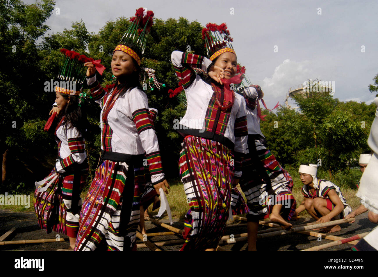 Mizo dance hi-res stock photography and images - Alamy