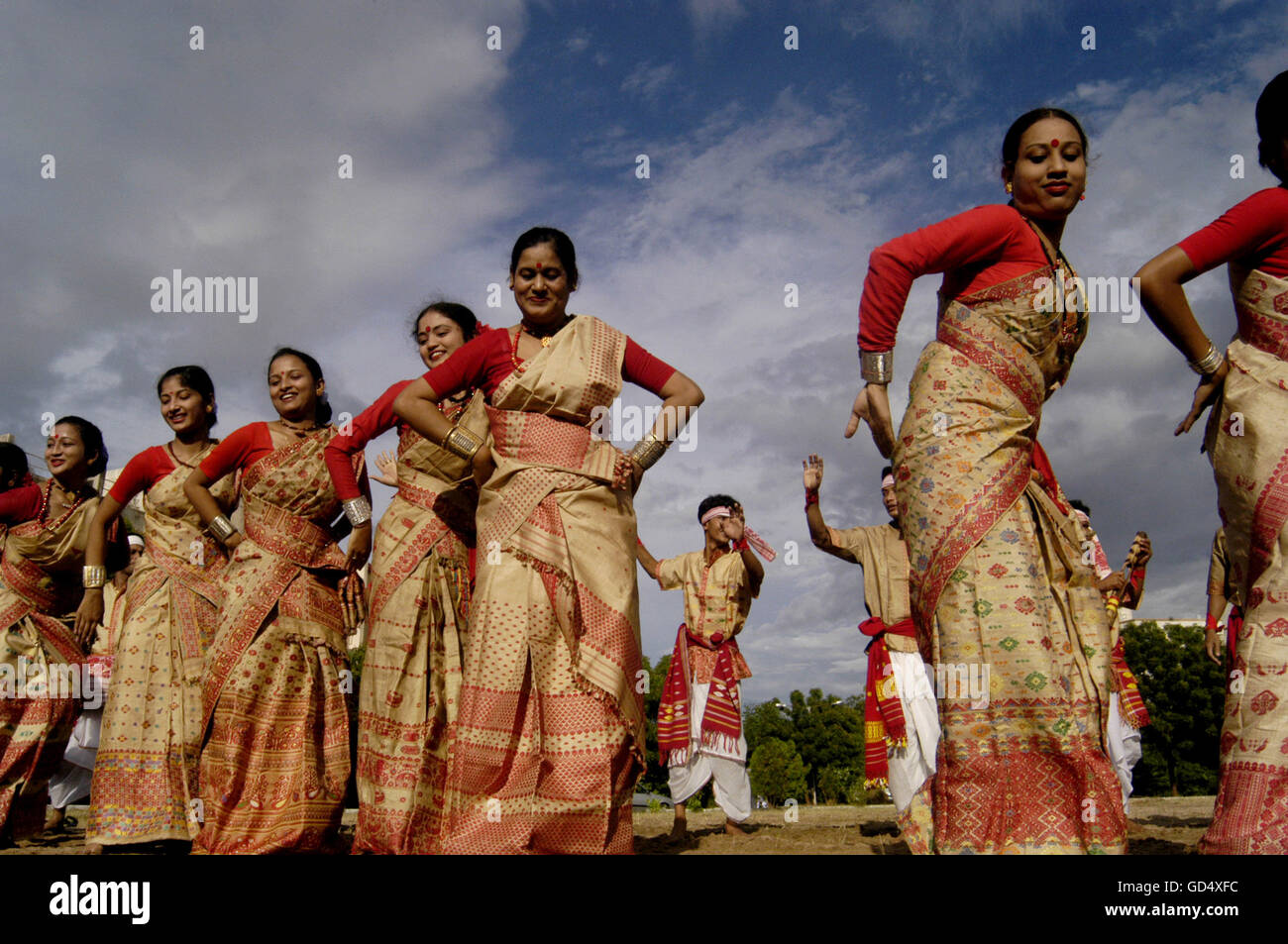 Bihu dancer hi-res stock photography and images - Alamy