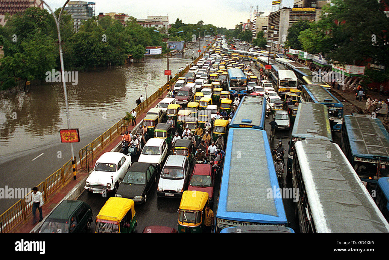 Traffic congestion a Stock Photo - Alamy
