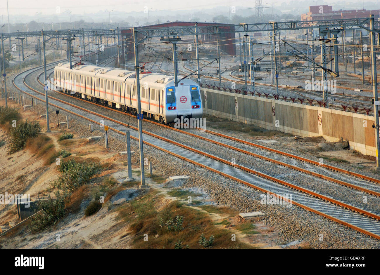 Metro_rail High Resolution Stock Photography and Images - Alamy