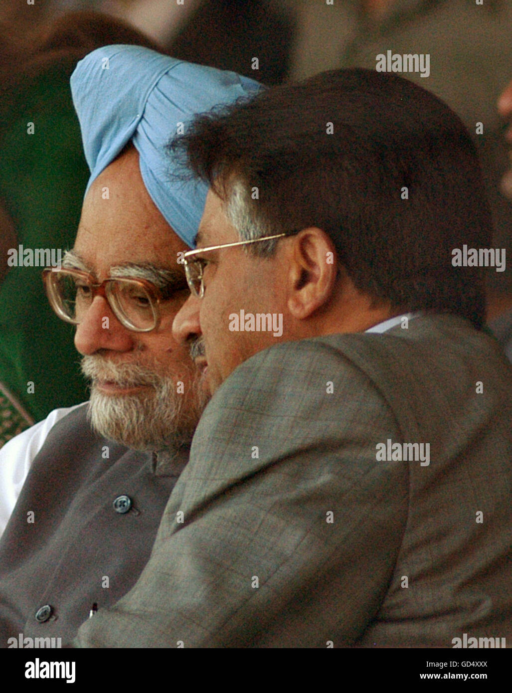 Parvez musharraf hi-res stock photography and images - Alamy