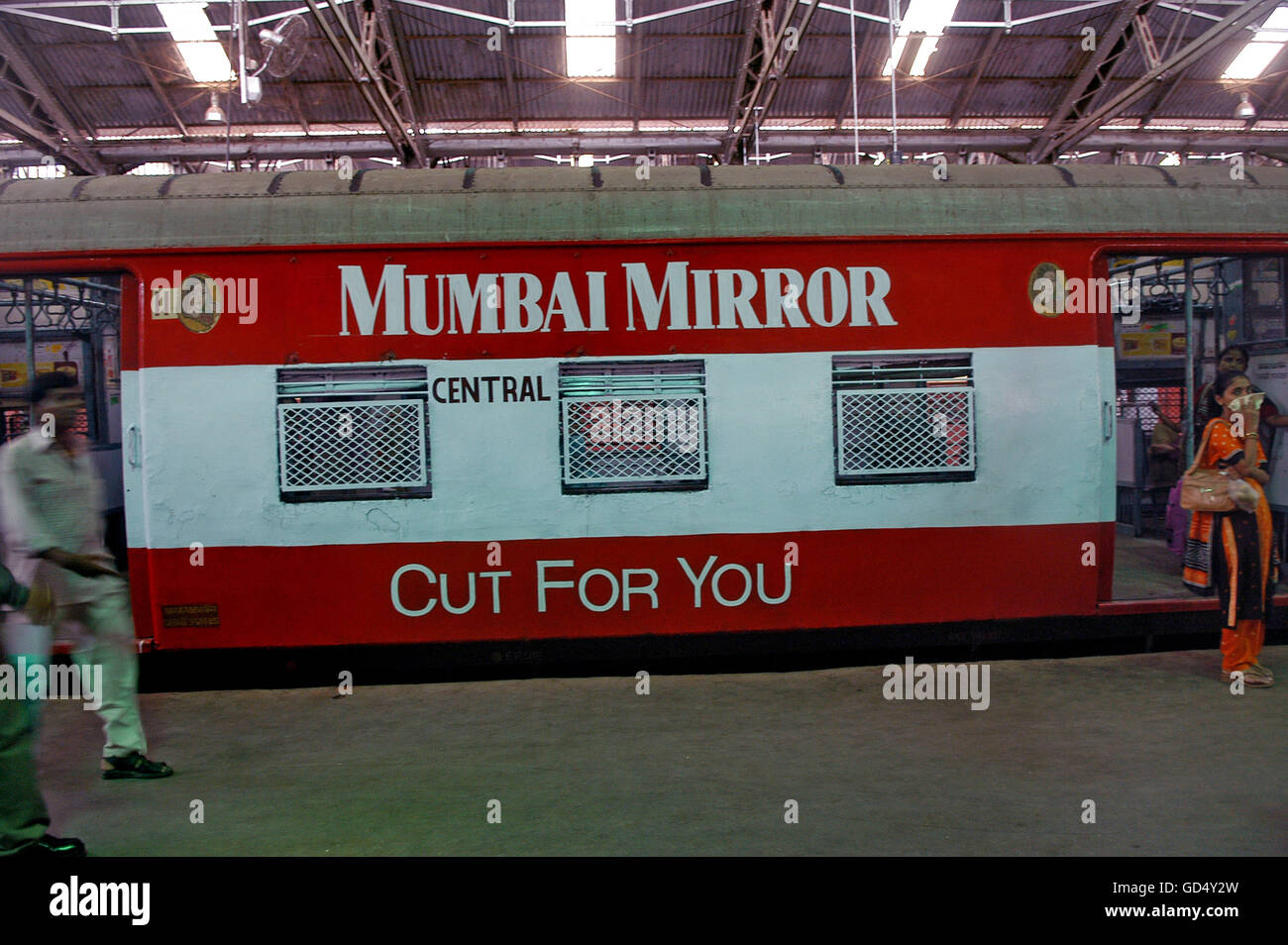 Mumbai Local Train High Resolution Stock Photography and Images - Alamy