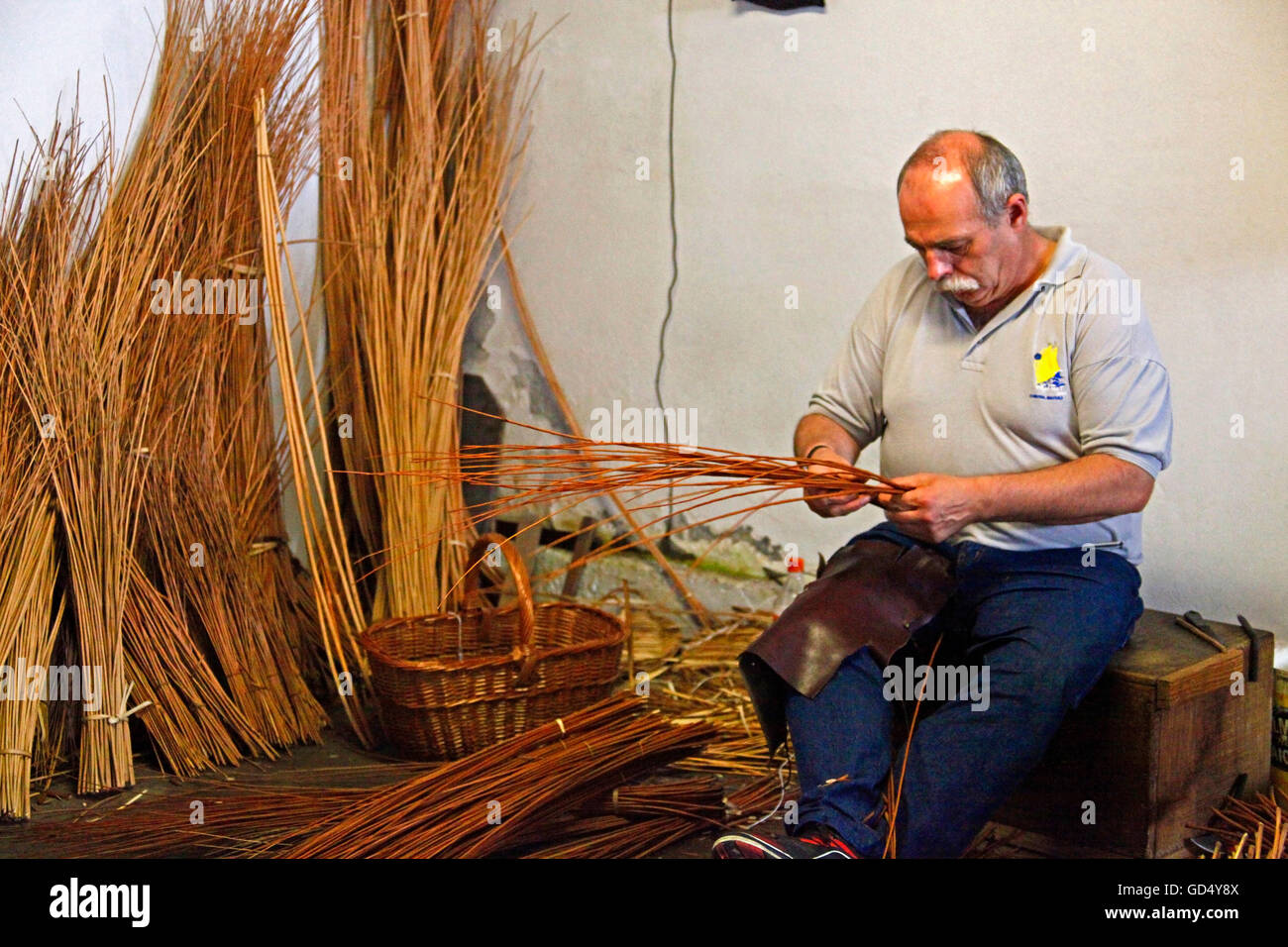 Basket-maker, Camacha, Island of Madeira, Portugal Stock Photo - Alamy