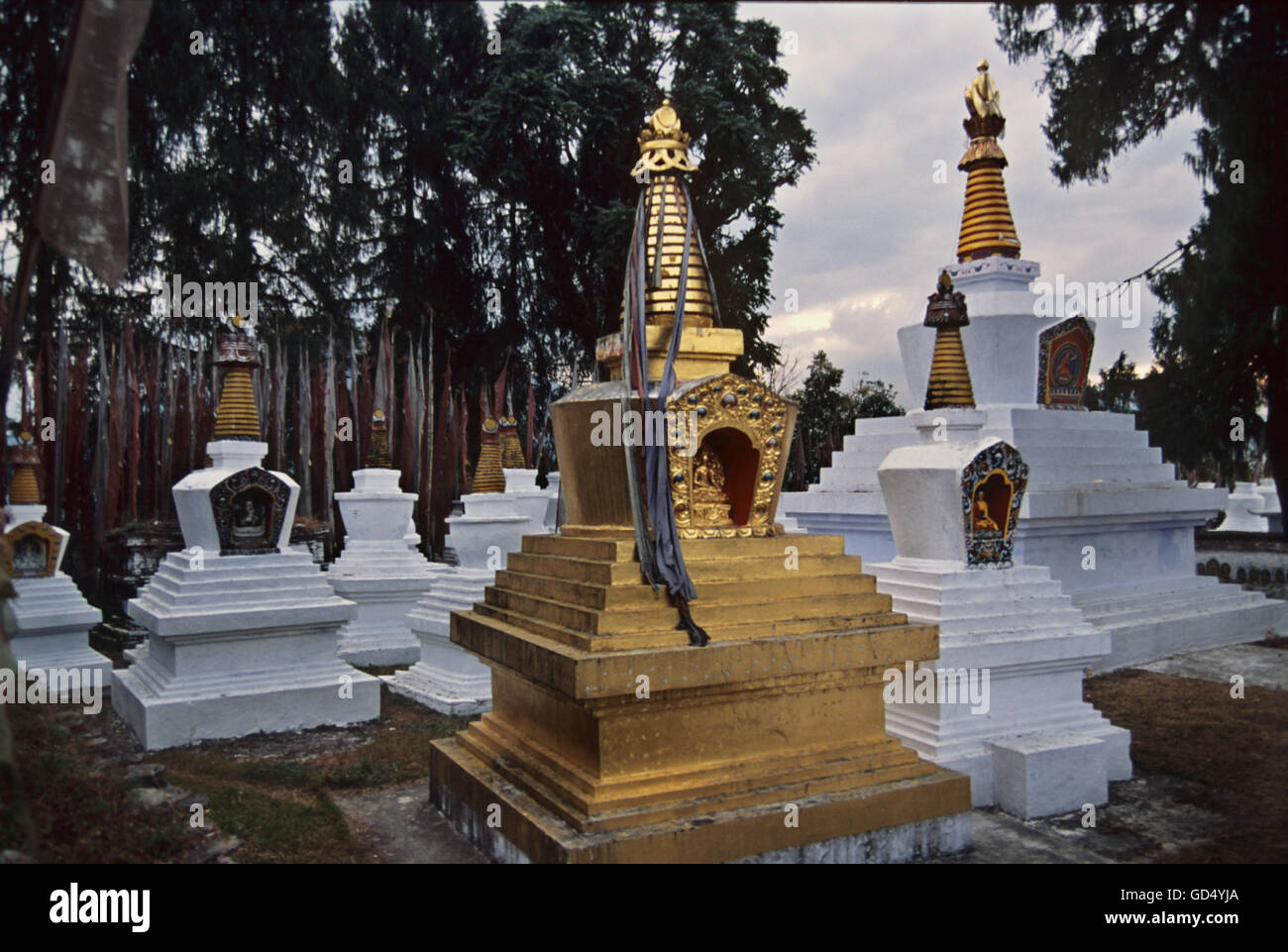 Chortens tashiding monastery hi-res stock photography and images - Alamy