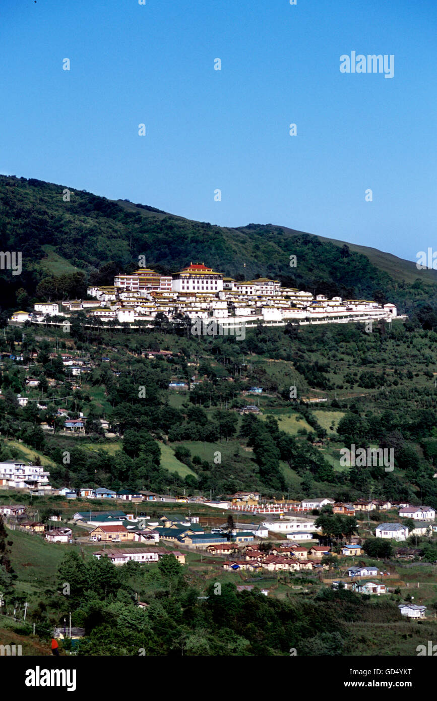 Tawang city tawang arunachal pradesh hi-res stock photography and ...