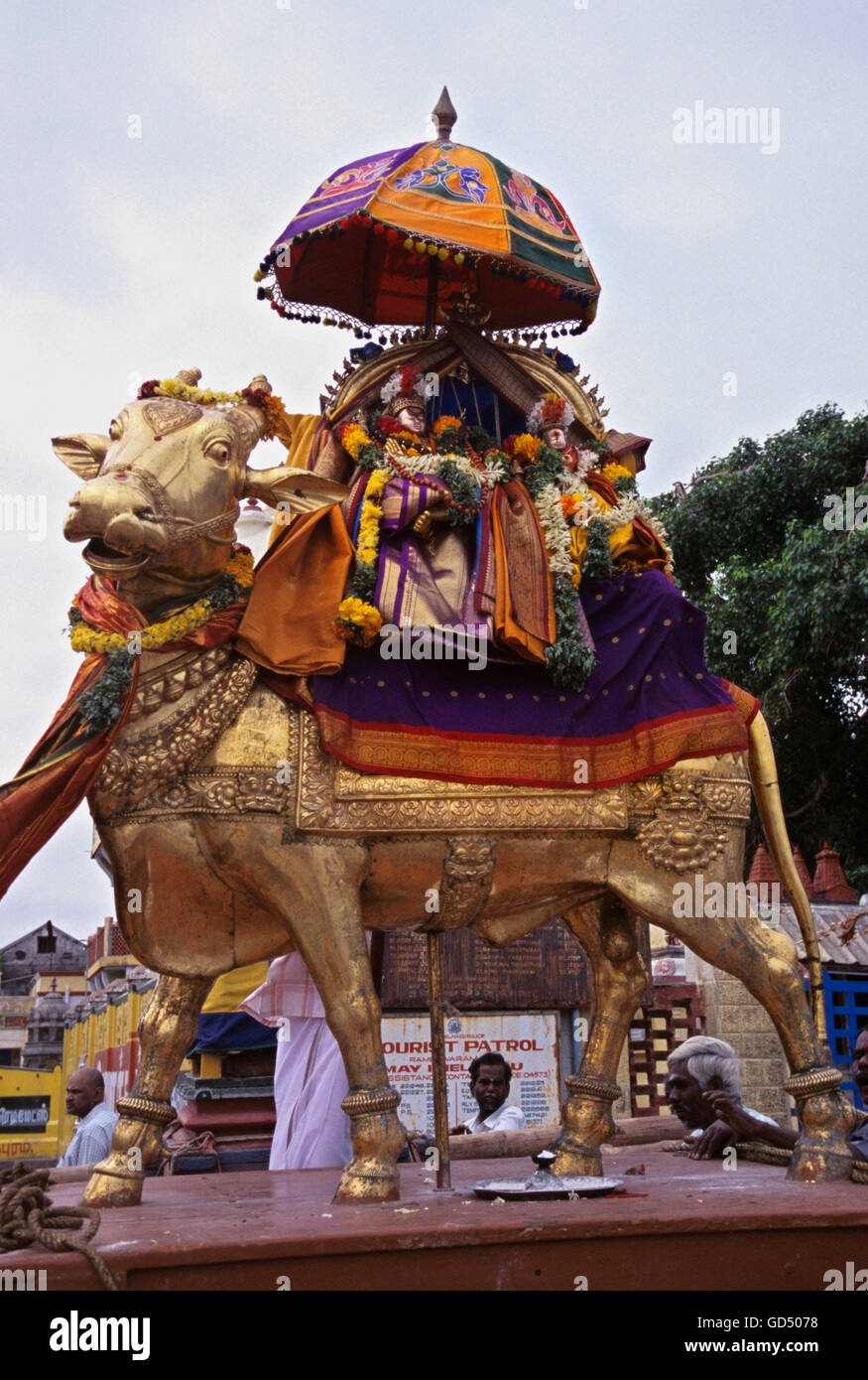Idols Of God & Goddess Take Out For Pooja , Rameshwaram Stock Photo - Alamy