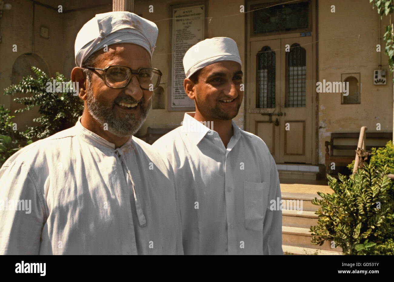 Parsi religion hi-res stock photography and images - Alamy
