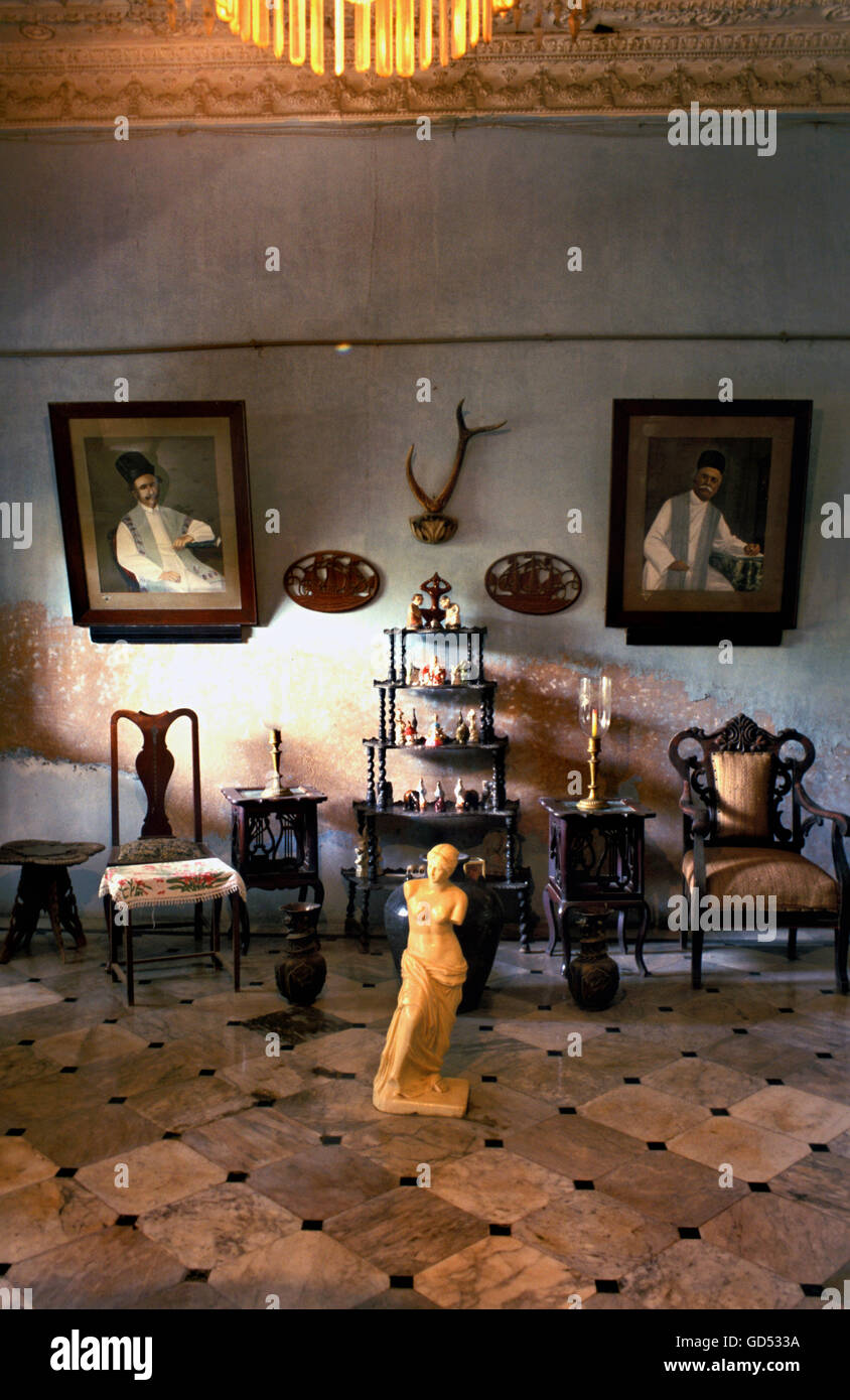 Old Parsi bungalow Stock Photo - Alamy