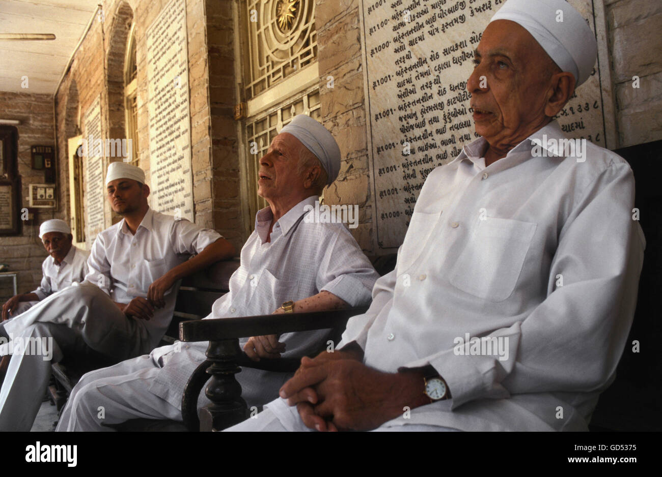 Parsi people hi-res stock photography and images - Alamy