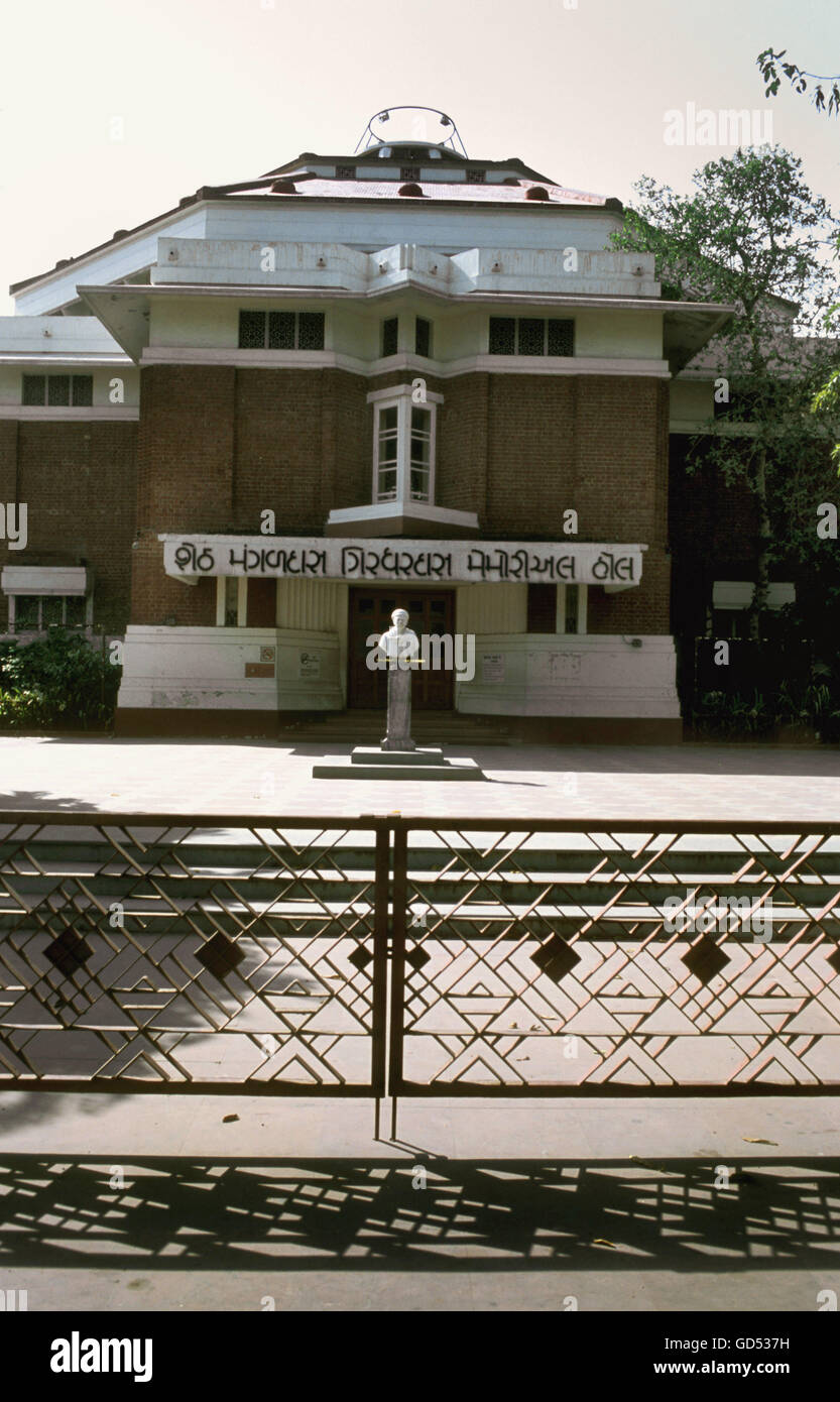 Parsi architecture hi-res stock photography and images - Alamy