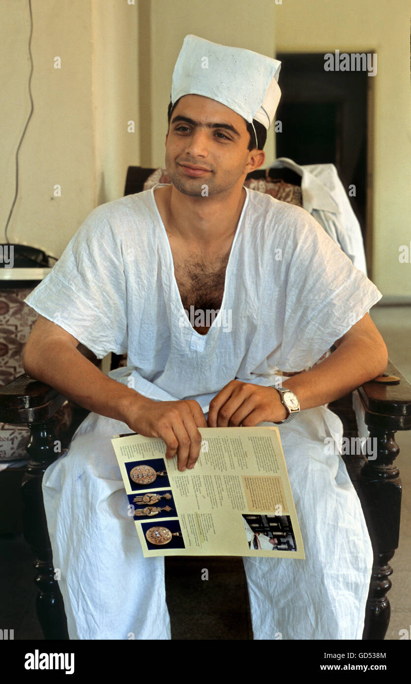 Parsi priest hi-res stock photography and images - Alamy