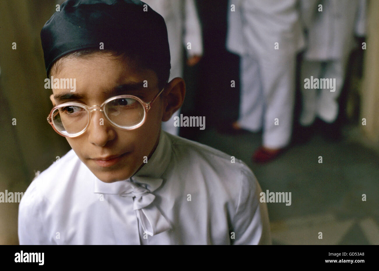 Mumbai india parsi religion hi-res stock photography and images - Alamy