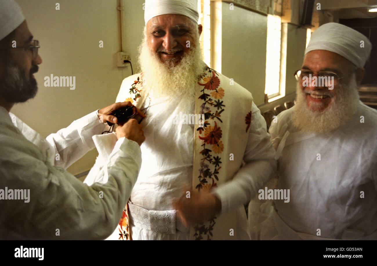 Parsi religion hi-res stock photography and images - Alamy