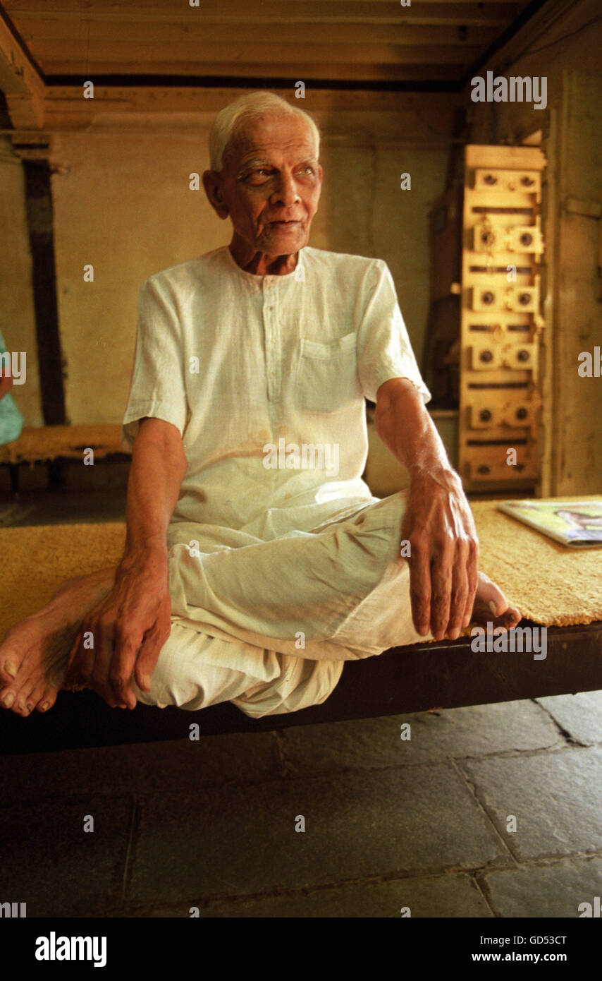 Freedom fighter hi-res stock photography and images - Alamy