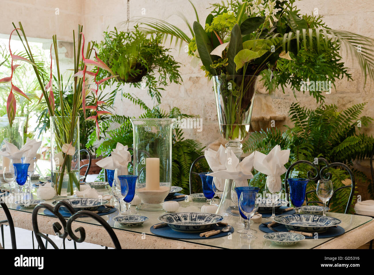Table setting in caribbean on hi-res stock photography and images - Alamy