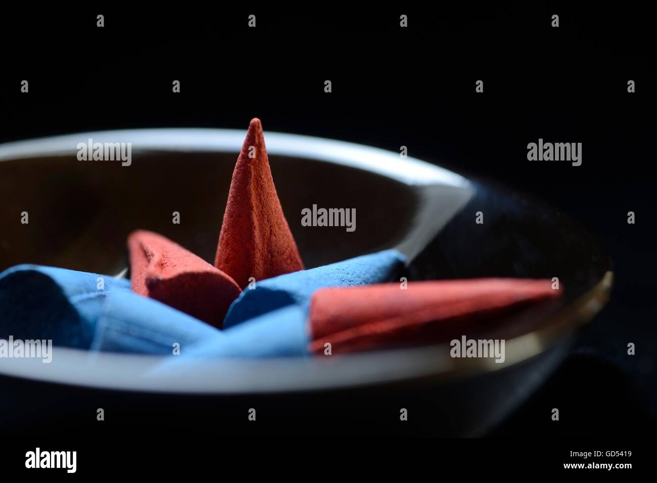 Incense materials hi-res stock photography and images - Alamy