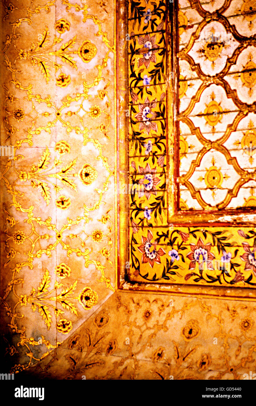 Detail of gilded ceiling Stock Photo - Alamy