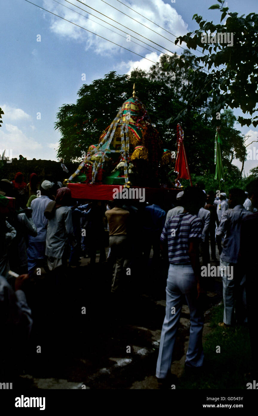 Tazia festival hi-res stock photography and images - Alamy