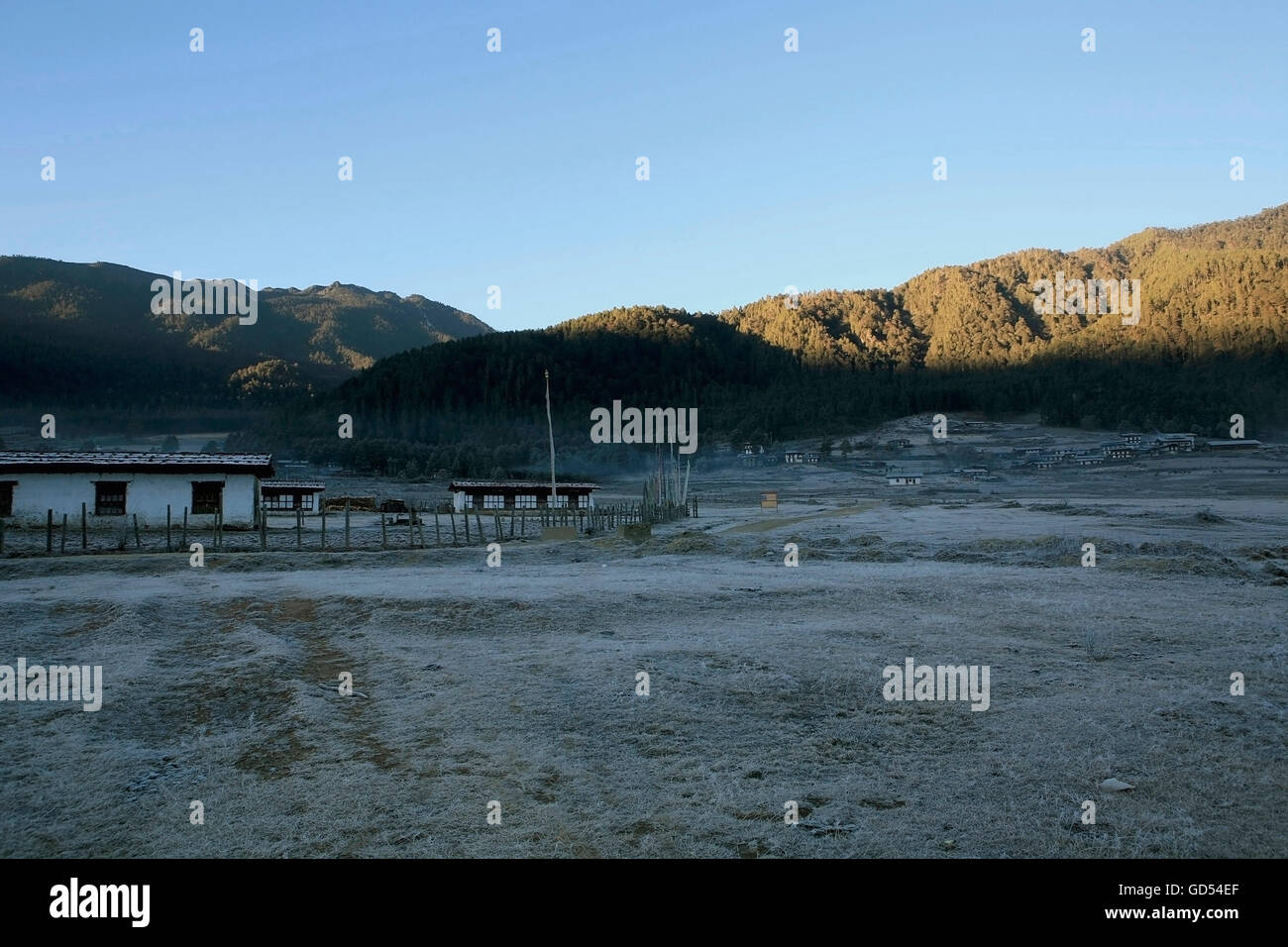 Phobjika valley hi-res stock photography and images - Alamy