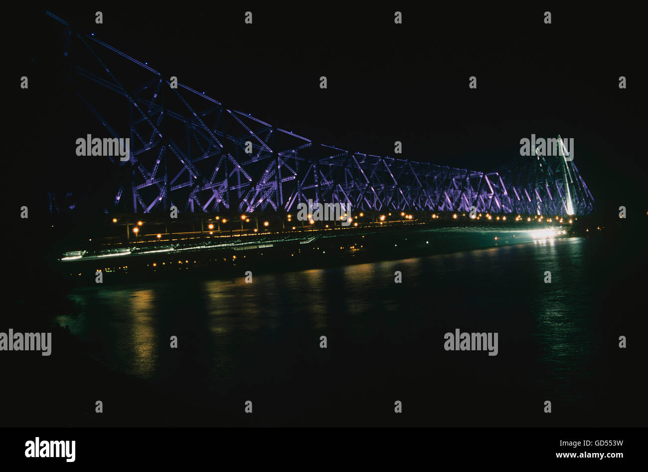 Howrah bridge night hi-res stock photography and images - Alamy