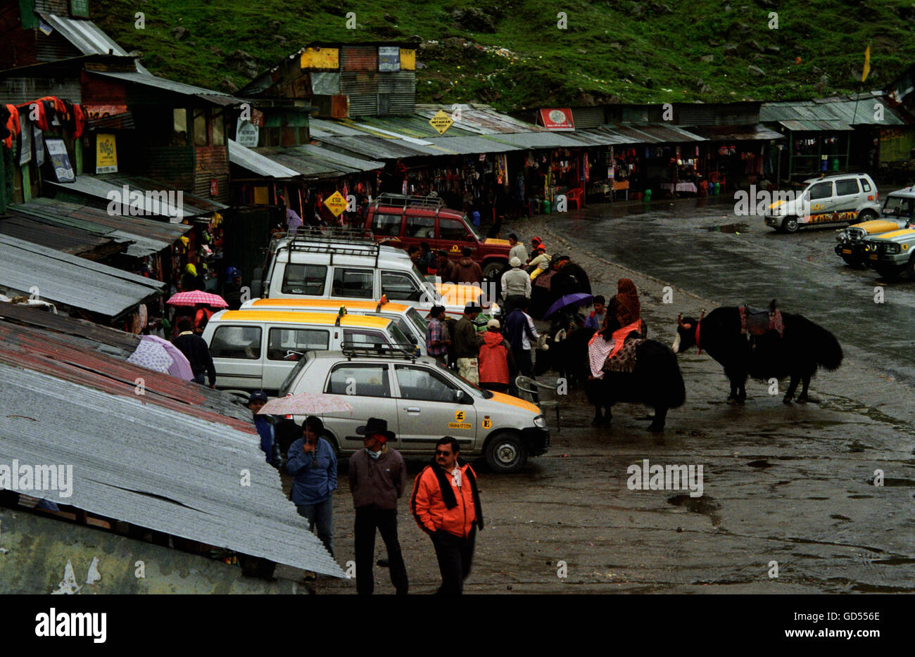 Nathu la hi-res stock photography and images - Alamy