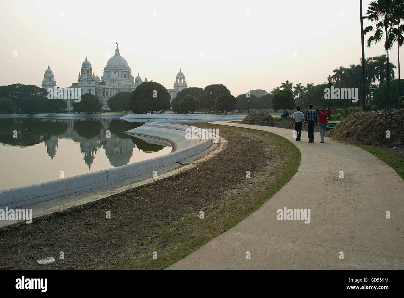 Victoria memorial building popular hi-res stock photography and images ...