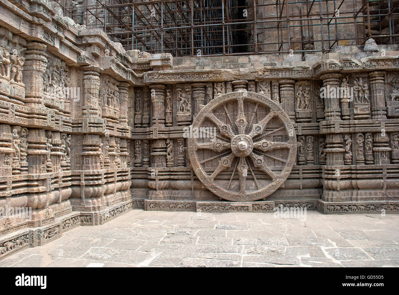Chariot wheel hi-res stock photography and images - Alamy