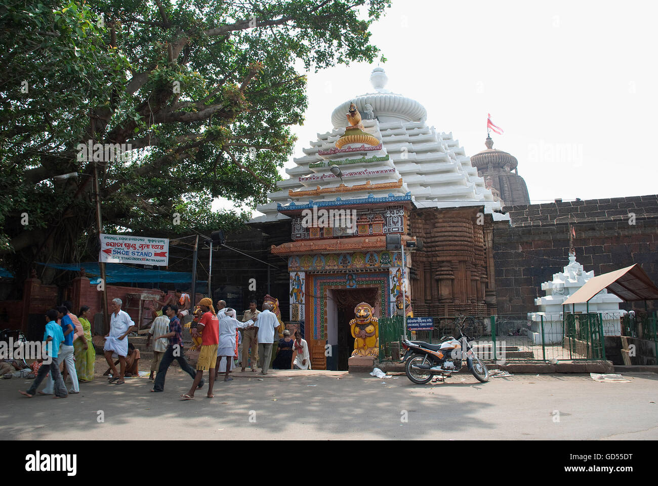 Lingaraj Temple complex Stock Photo - Alamy