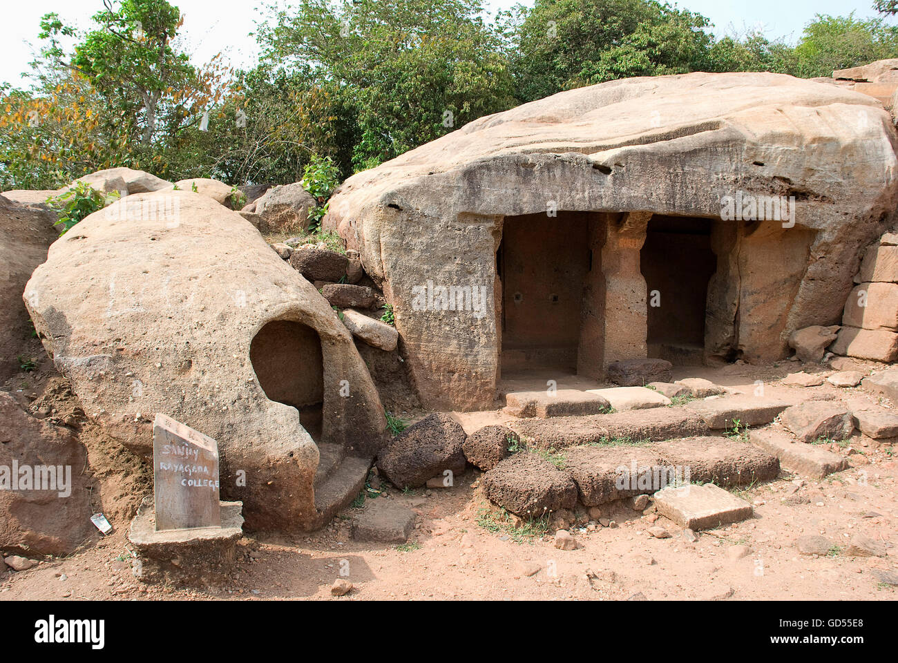 Orissa caves hi-res stock photography and images - Alamy