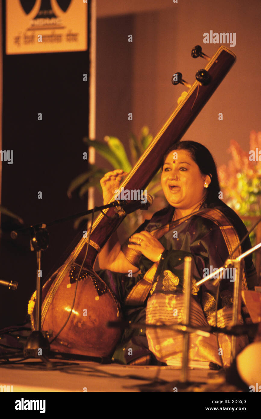 Shubha mudgal hi-res stock photography and images - Alamy