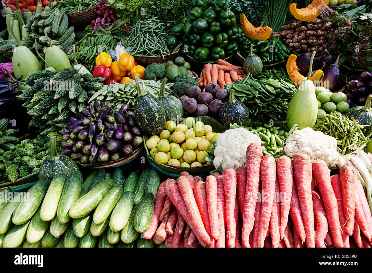 Vegetables in a market stall Stock Photo - Alamy