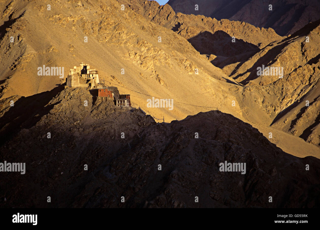 Top of the hill hi-res stock photography and images - Alamy