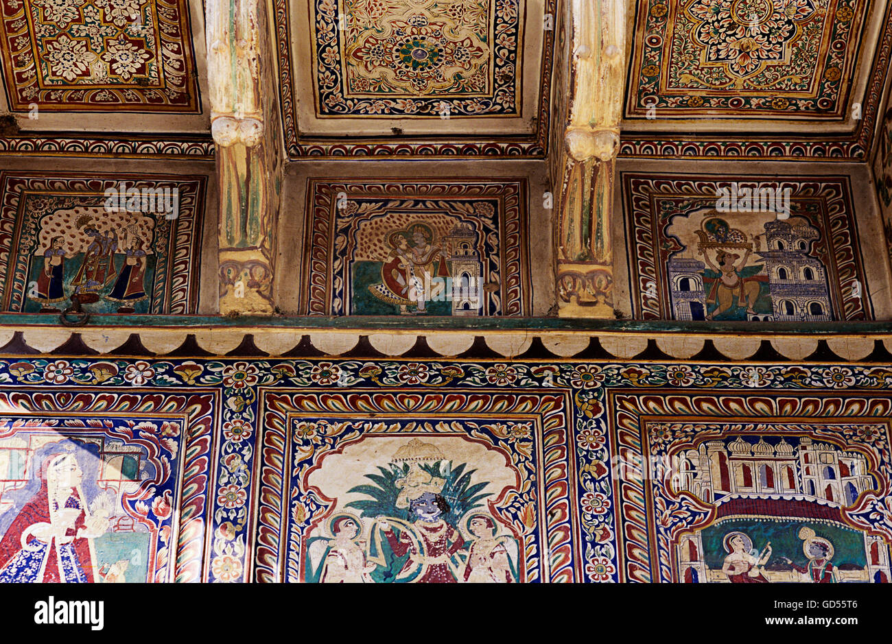 Old murals on the wall and ceiling Stock Photo - Alamy