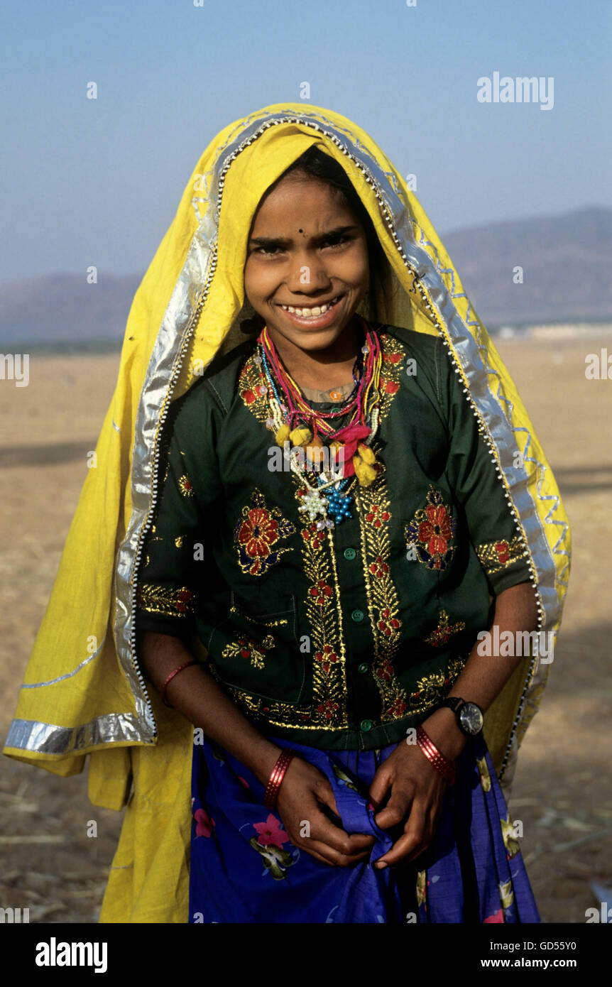 Rajasthani girl in traditional dress hi-res stock photography and ...