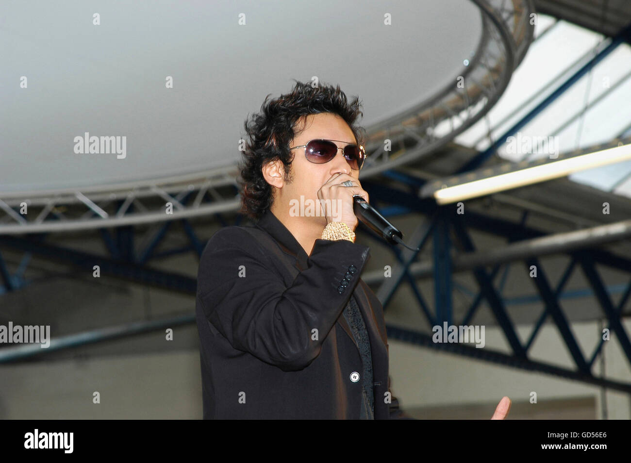 Indian canadian singer hi-res stock photography and images - Alamy