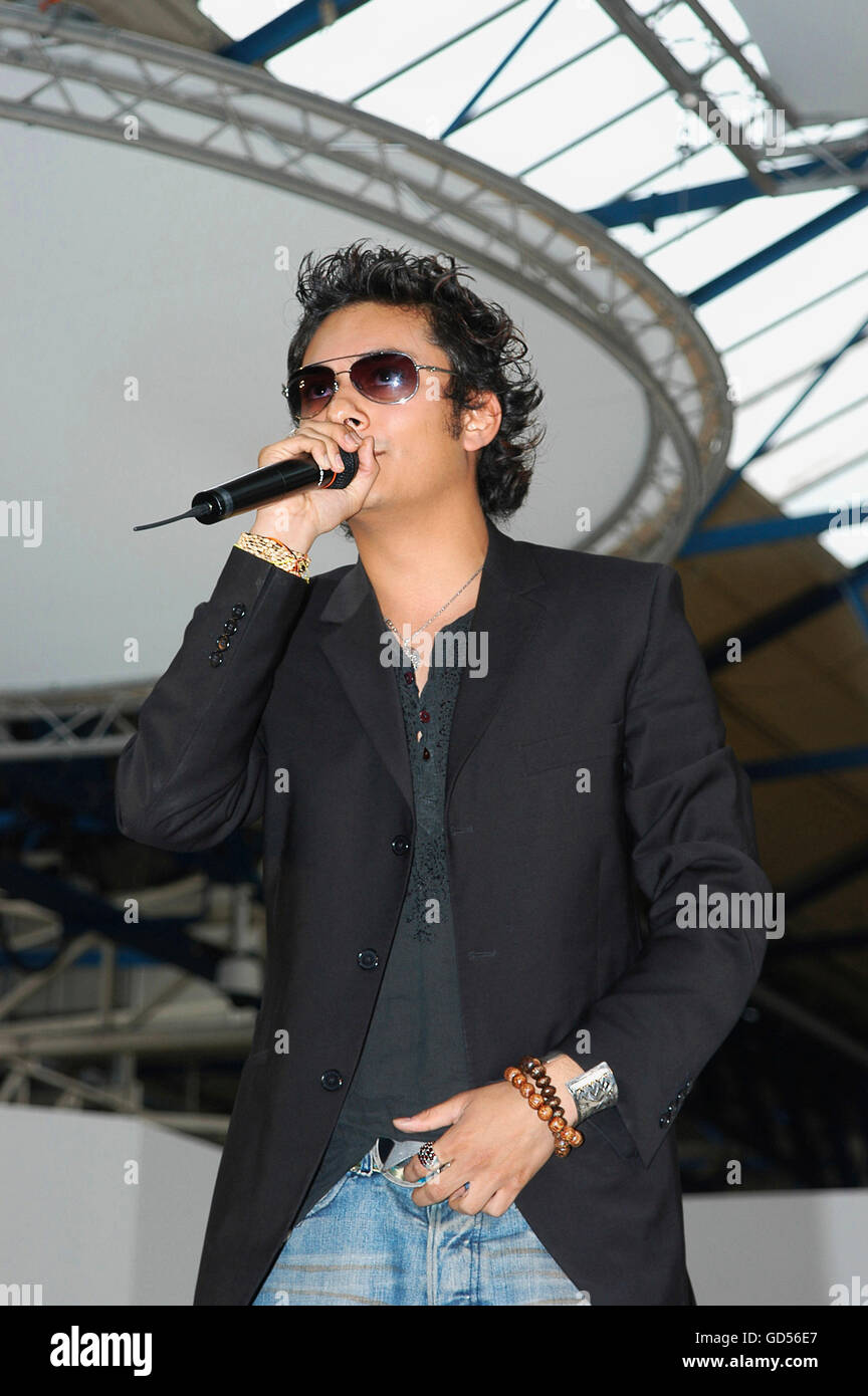 Indian canadian singer hi-res stock photography and images - Alamy