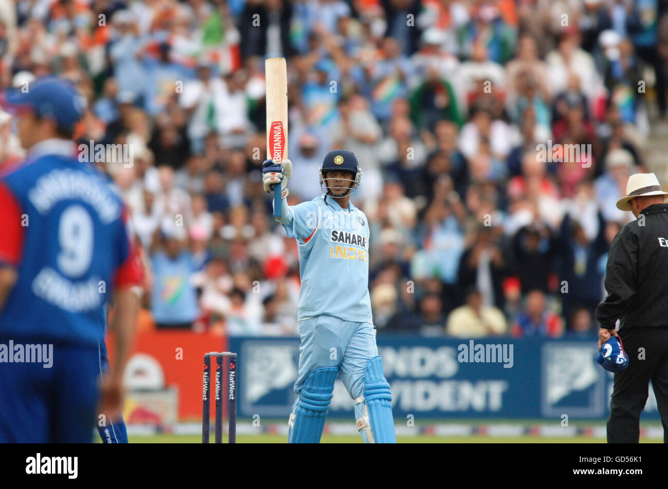 Indian cricketer rahul dravid hi-res stock photography and images - Alamy