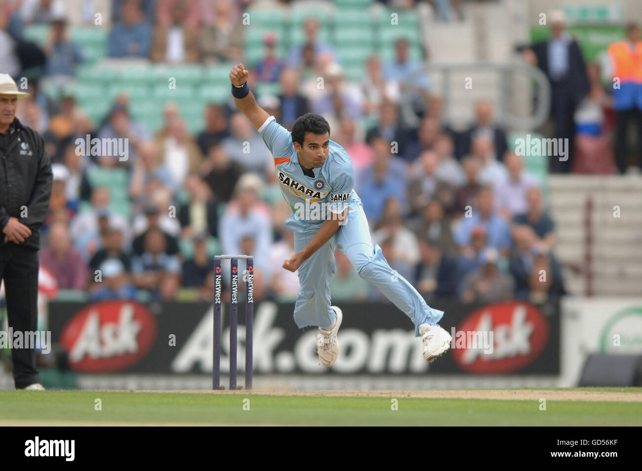 Zaheer khan hi-res stock photography and images - Alamy
