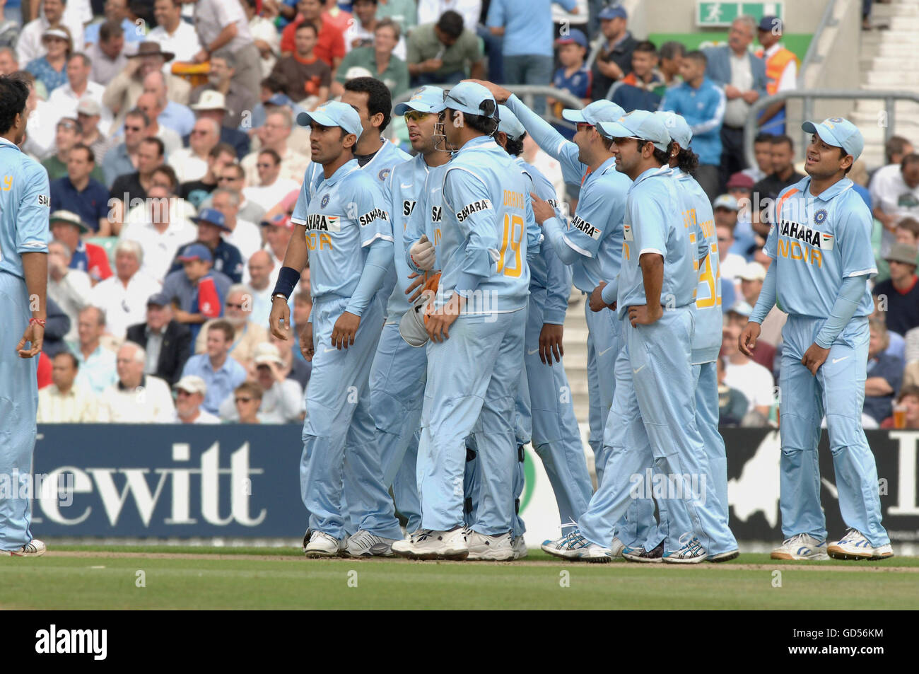 Indian cricketers hi-res stock photography and images - Alamy