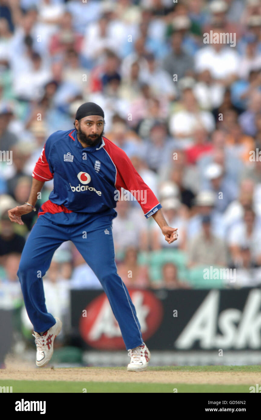 Monty panesar hi-res stock photography and images - Alamy
